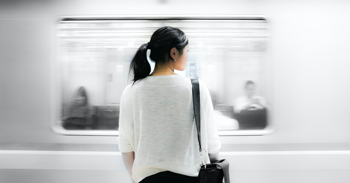 How to avoid FOMO? - SentiOne Blog